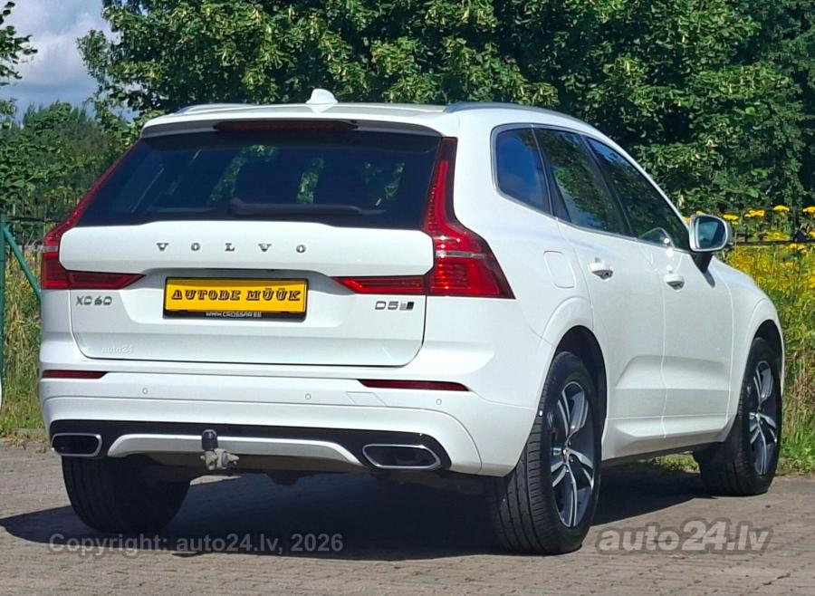White Volvo XC60 2018 in Tartu, with an engine capacity of 2.00 L and mileage of 246 thousand km for 19900 €, photo 5 on AUTOMOTO.COM.LV