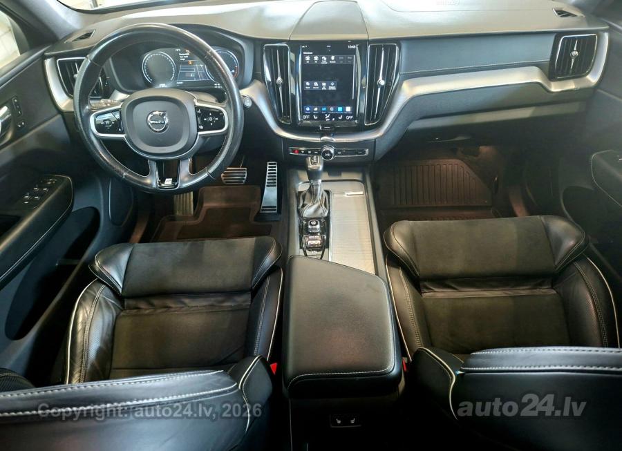 White Volvo XC60 2018 in Tartu, with an engine capacity of 2.00 L and mileage of 246 thousand km for 19900 €, photo 7 on AUTOMOTO.COM.LV
