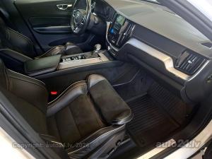 White Volvo XC60 2018 in Tartu, with an engine capacity of 2.00 L and mileage of 246 thousand km for 19900 €, photo 9 on AUTOMOTO.COM.LV