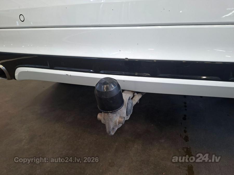 White Volvo XC60 2018 in Tartu, with an engine capacity of 2.00 L and mileage of 246 thousand km for 19900 €, photo 19 on AUTOMOTO.COM.LV