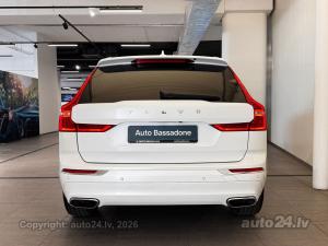 White Volvo XC60 2019 in Tallinn, with an engine capacity of 2.00 L and mileage of 118 thousand km for 23900 €, photo 5 on AUTOMOTO.COM.LV