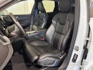 White Volvo XC60 2019 in Tallinn, with an engine capacity of 2.00 L and mileage of 118 thousand km for 23900 €, photo 17 on AUTOMOTO.COM.LV
