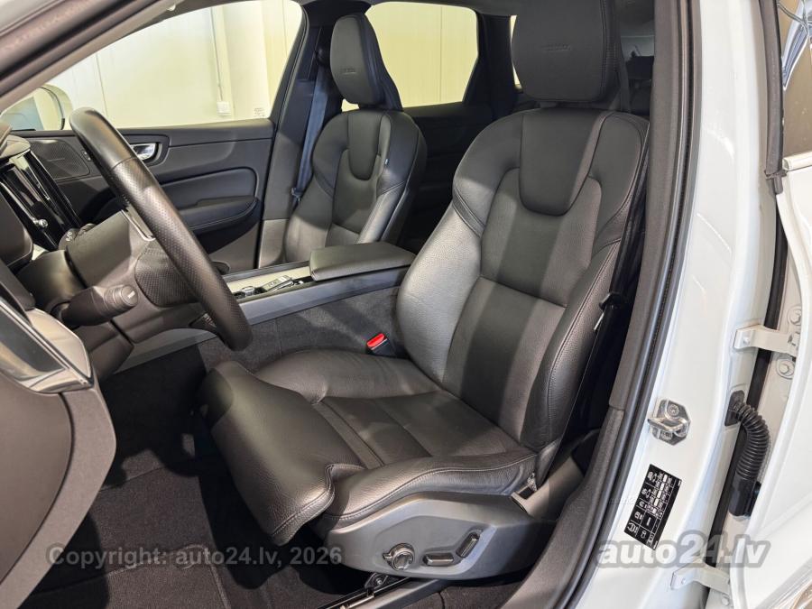 White Volvo XC60 2019 in Tallinn, with an engine capacity of 2.00 L and mileage of 118 thousand km for 23900 €, photo 17 on AUTOMOTO.COM.LV