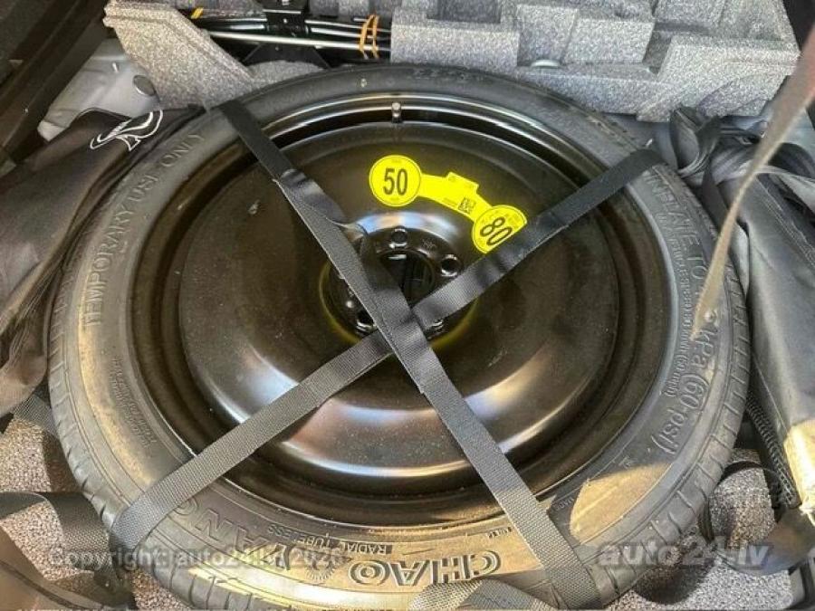 Белый Вольво ХС60 2019 в Таллин, объемом двигателя 2.00 л и пробегом 303 тыс. км за 18500 €, фото 9 на AUTOMOTO.COM.LV