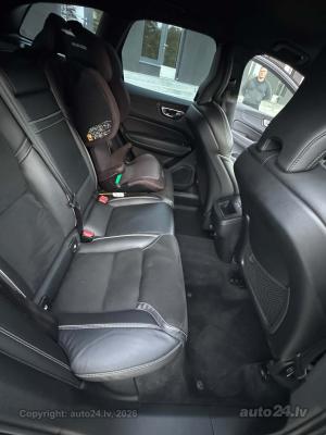 White Volvo XC60 2019 in Tallinn, with an engine capacity of 2.00 L and mileage of 236 thousand km for 24500 €, photo 7 on AUTOMOTO.COM.LV