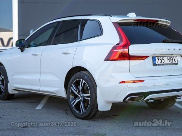 White Volvo XC60 2020 in Tallinn, with an engine capacity of 2.00 L and mileage of 87 thousand km for 35000 €, photo 3 on AUTOMOTO.COM.LV