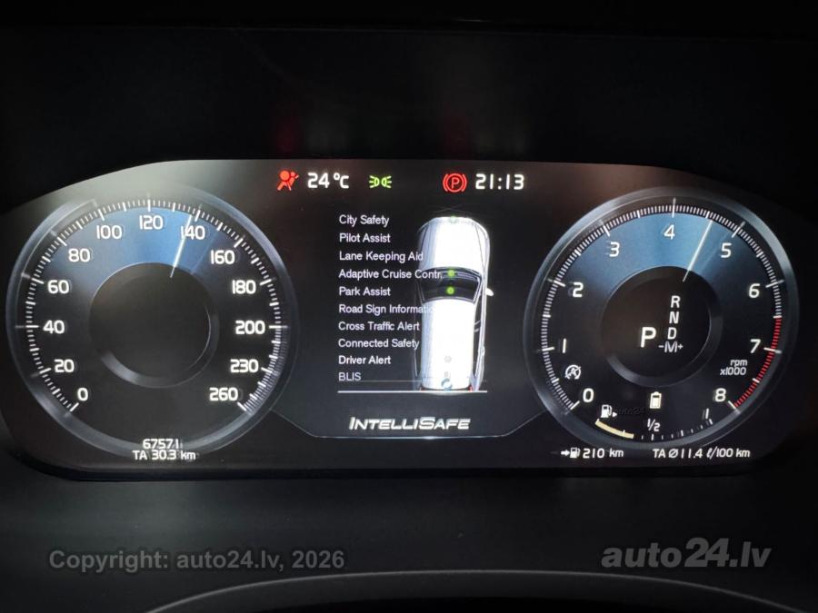 Белый Вольво ХС60 2020 в Таллин, объемом двигателя 2.00 л и пробегом 68 тыс. км за 36900 €, фото 14 на AUTOMOTO.COM.LV