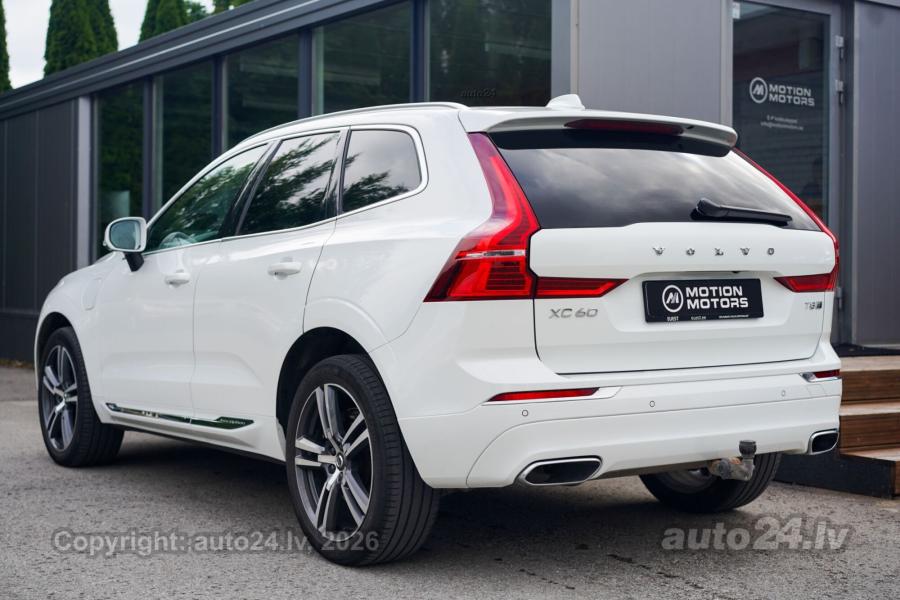 Balts Volvo XC60 2020 Tallina, ar dzinēja tilpumu 2.00 L un nobraukumu 118 tūkst. km par 28990 €, foto 3 vietnē AUTOMOTO.COM.LV