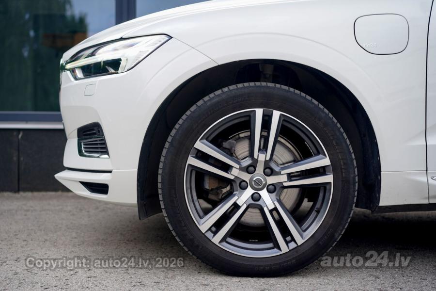Balts Volvo XC60 2020 Tallina, ar dzinēja tilpumu 2.00 L un nobraukumu 118 tūkst. km par 28990 €, foto 7 vietnē AUTOMOTO.COM.LV