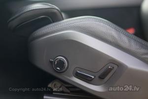 Balts Volvo XC60 2020 Tallina, ar dzinēja tilpumu 2.00 L un nobraukumu 118 tūkst. km par 28990 €, foto 13 vietnē AUTOMOTO.COM.LV