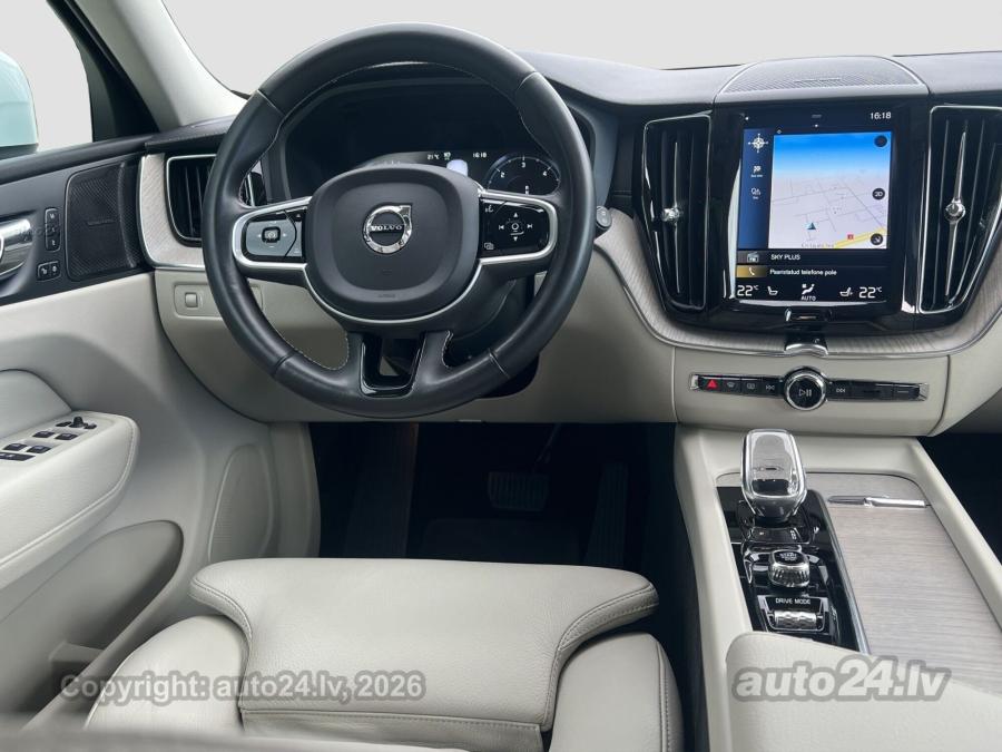 Balts Volvo XC60 2020 Pērnava, ar dzinēja tilpumu 2.00 L un nobraukumu 160 tūkst. km par 29900 €, foto 7 vietnē AUTOMOTO.COM.LV