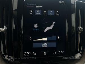 Balts Volvo XC60 2020 Pērnava, ar dzinēja tilpumu 2.00 L un nobraukumu 160 tūkst. km par 29900 €, foto 18 vietnē AUTOMOTO.COM.LV