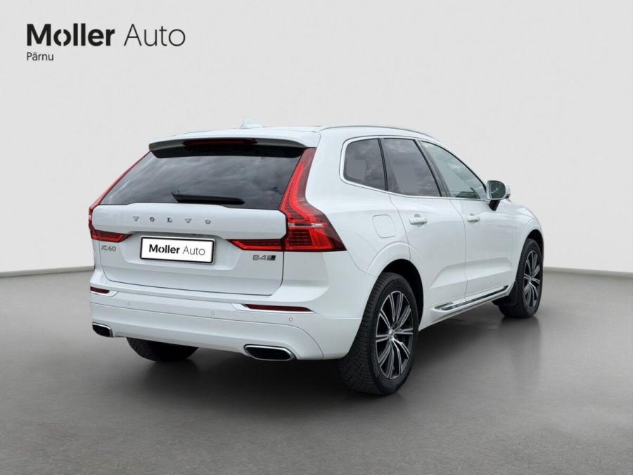 Balts Volvo XC60 2020 Pērnava, ar dzinēja tilpumu 2.00 L un nobraukumu 160 tūkst. km par 29950 €, foto 3 vietnē AUTOMOTO.COM.LV
