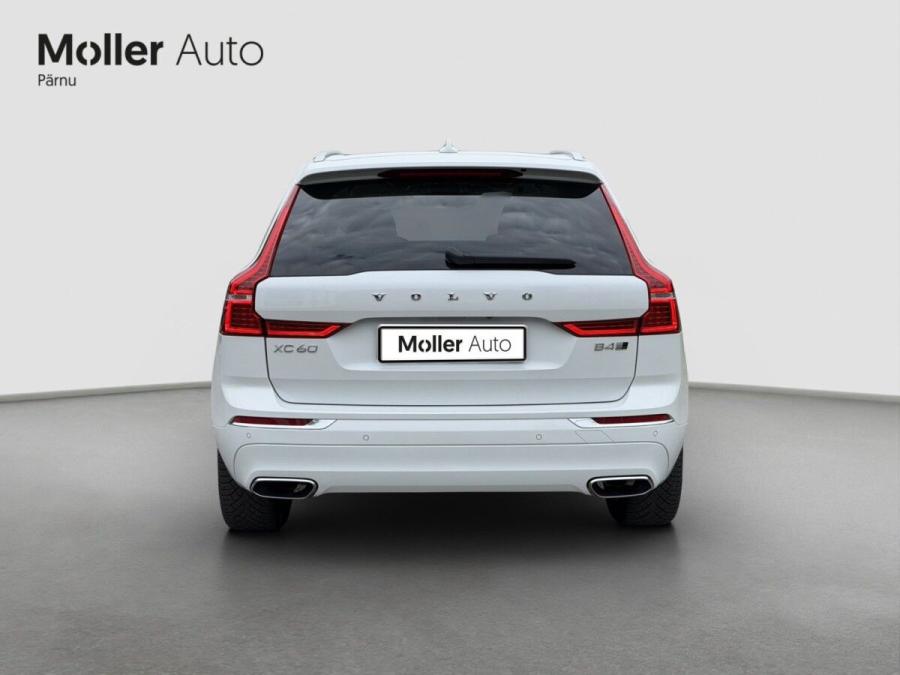 Balts Volvo XC60 2020 Pērnava, ar dzinēja tilpumu 2.00 L un nobraukumu 160 tūkst. km par 29950 €, foto 5 vietnē AUTOMOTO.COM.LV