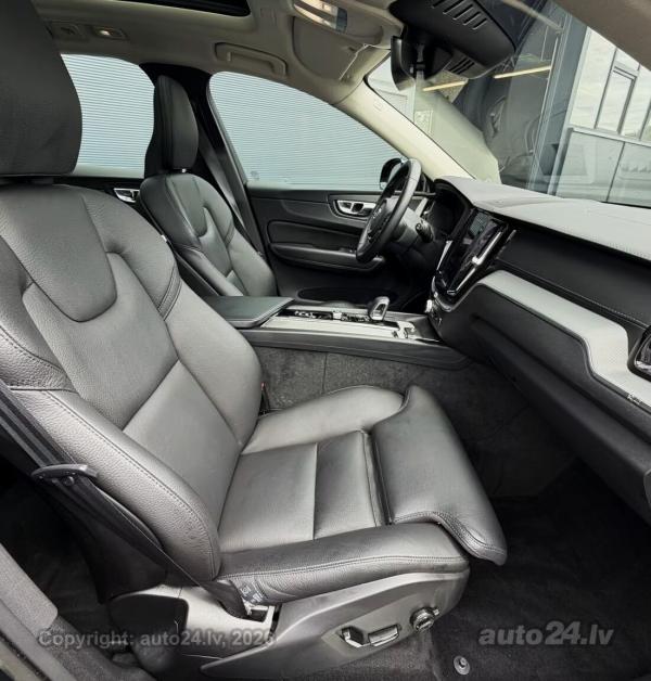 White Volvo XC60 2022 in Tallinn, with an engine capacity of 0.00 L and mileage of 68 thousand km for 39950 €, photo 6 on AUTOMOTO.COM.LV