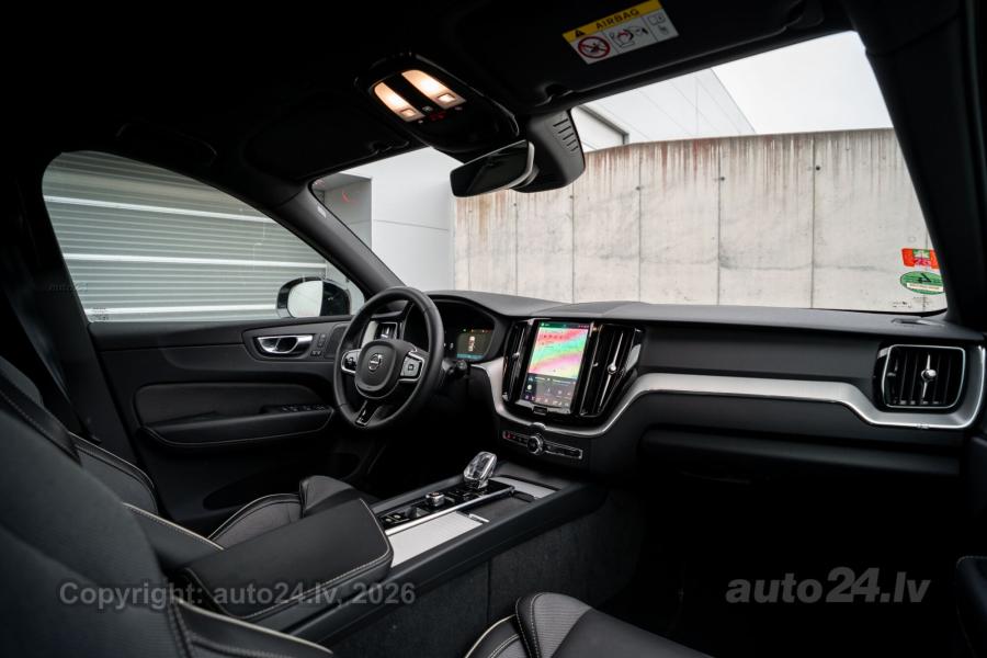 Balts Volvo XC60 2023 Tartu, ar dzinēja tilpumu 2.00 L un nobraukumu 54 tūkst. km par 40900 €, foto 4 vietnē AUTOMOTO.COM.LV