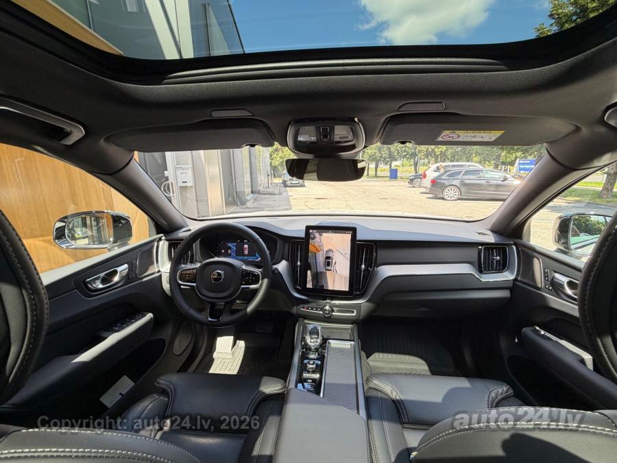 Balts Volvo XC60 2025 Tartu, ar dzinēja tilpumu 2.00 L un nobraukumu 8 tūkst. km par 53900 €, foto 7 vietnē AUTOMOTO.COM.LV