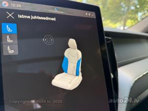 Balts Volvo XC60 2025 Tartu, ar dzinēja tilpumu 2.00 L un nobraukumu 8 tūkst. km par 53900 €, foto 18 vietnē AUTOMOTO.COM.LV
