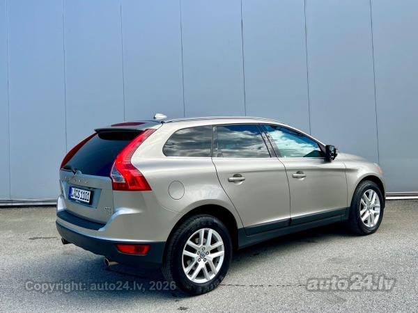 Dzeltens Volvo XC60 2011 Tallina, ar dzinēja tilpumu 2.40 L un nobraukumu 209 tūkst. km par 10999 €, foto 6 vietnē AUTOMOTO.COM.LV