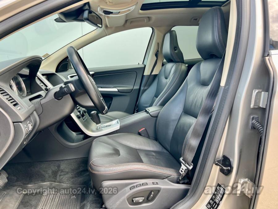 Dzeltens Volvo XC60 2011 Tallina, ar dzinēja tilpumu 2.40 L un nobraukumu 209 tūkst. km par 10999 €, foto 9 vietnē AUTOMOTO.COM.LV