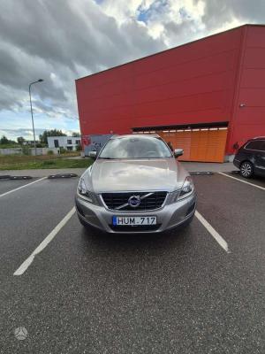 Dzeltens Volvo XC60 2012 Viļņa, ar dzinēja tilpumu 2.95 L un nobraukumu 164 tūkst. km par 8500 €, foto 7 vietnē AUTOMOTO.COM.LV
