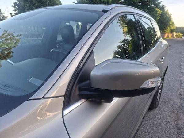 Dzeltens Volvo XC60 2012 Raseiniai, ar dzinēja tilpumu 2.40 L un nobraukumu 215 tūkst. km par 9950 €, foto 10 vietnē AUTOMOTO.COM.LV