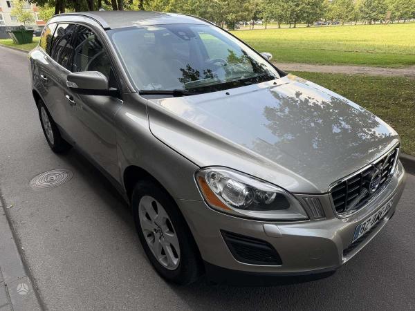Dzeltens Volvo XC60 2012 Šauļi, ar dzinēja tilpumu 1.98 L un nobraukumu 245 tūkst. km par 8500 €, foto 3 vietnē AUTOMOTO.COM.LV