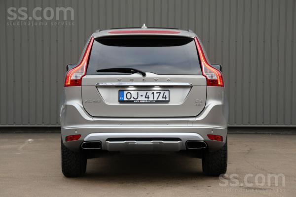 Yellow Volvo XC60 2013 in Jelgava, with an engine capacity of 2.40 L and mileage of 0 thousand km for 13990 €, photo 6 on AUTOMOTO.COM.LV