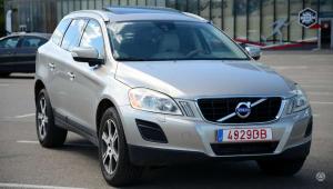 Yellow Volvo XC60 2013 in Siauliai, with an engine capacity of 2.95 L and mileage of 247 thousand km for 7900 €, photo  on AUTOMOTO.COM.LV