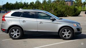 Dzeltens Volvo XC60 2013 Šauļi, ar dzinēja tilpumu 2.95 L un nobraukumu 247 tūkst. km par 7900 €, foto 9 vietnē AUTOMOTO.COM.LV