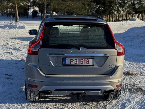 Dzeltens Volvo XC60 2014 Raseiniai, ar dzinēja tilpumu 2.40 L un nobraukumu 282 tūkst. km par 14650 €, foto 4 vietnē AUTOMOTO.COM.LV