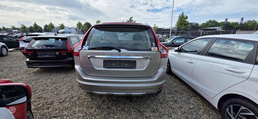 Dzeltens Volvo XC60 2014 Kretinga, ar dzinēja tilpumu 2.40 L un nobraukumu 261 tūkst. km par 12150 €, foto 4 vietnē AUTOMOTO.COM.LV
