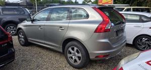 Dzeltens Volvo XC60 2014 Kretinga, ar dzinēja tilpumu 2.40 L un nobraukumu 261 tūkst. km par 12150 €, foto 5 vietnē AUTOMOTO.COM.LV