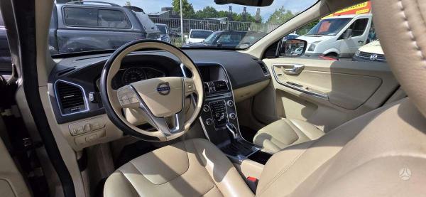 Dzeltens Volvo XC60 2014 Kretinga, ar dzinēja tilpumu 2.40 L un nobraukumu 261 tūkst. km par 12150 €, foto 6 vietnē AUTOMOTO.COM.LV