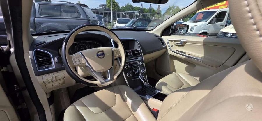 Dzeltens Volvo XC60 2014 Kretinga, ar dzinēja tilpumu 2.40 L un nobraukumu 261 tūkst. km par 12150 €, foto 7 vietnē AUTOMOTO.COM.LV