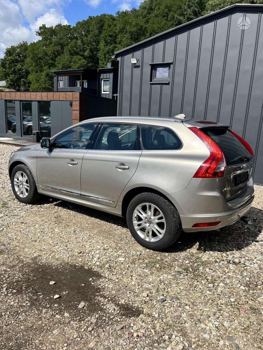 Dzeltens Volvo XC60 2014 Kauņa, ar dzinēja tilpumu 1.98 L un nobraukumu 270 tūkst. km par 11500 €, foto 5 vietnē AUTOMOTO.COM.LV