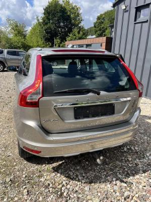 Dzeltens Volvo XC60 2014 Kauņa, ar dzinēja tilpumu 1.98 L un nobraukumu 270 tūkst. km par 11500 €, foto 6 vietnē AUTOMOTO.COM.LV