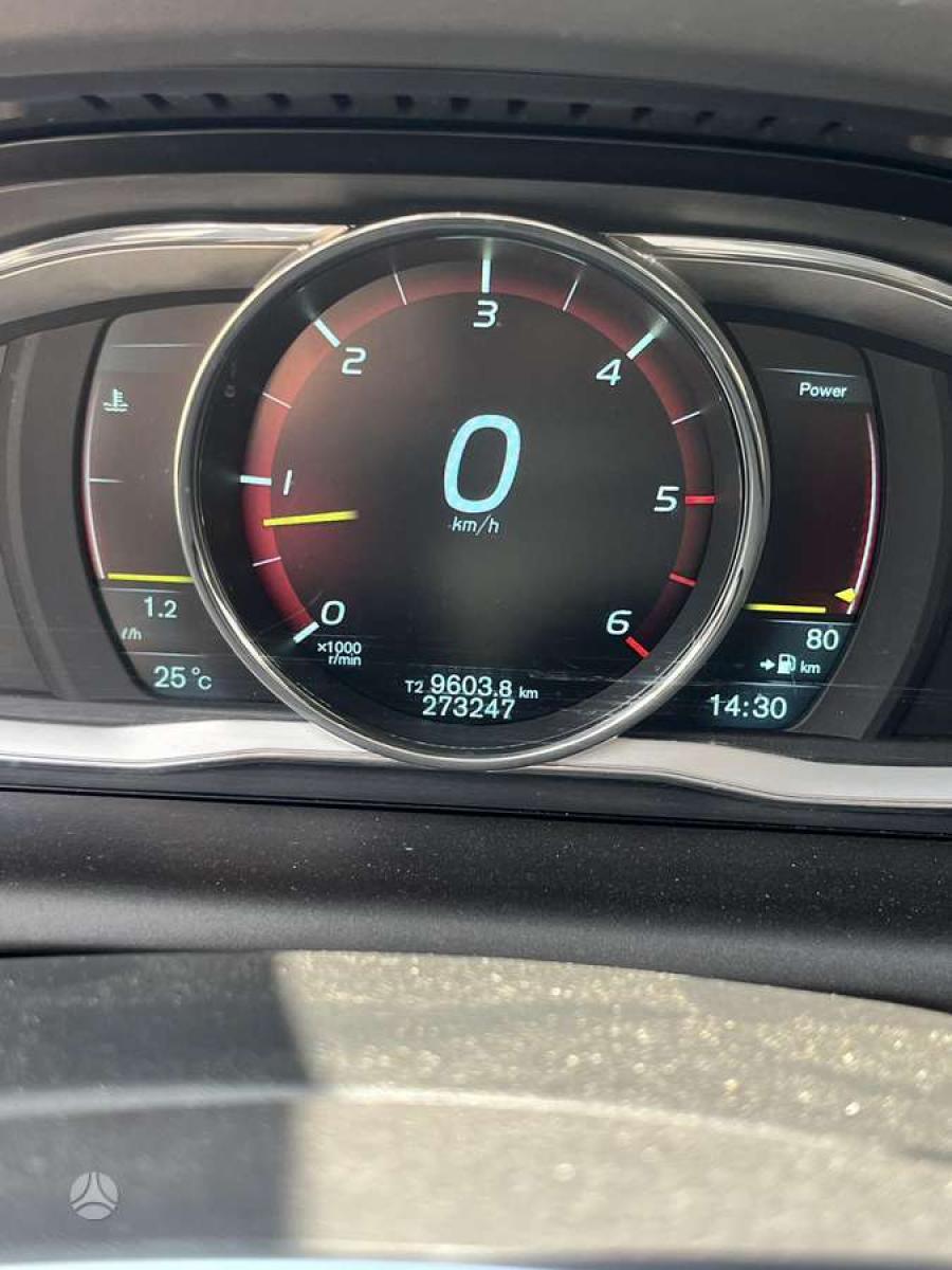 Dzeltens Volvo XC60 2014 Kauņa, ar dzinēja tilpumu 1.98 L un nobraukumu 270 tūkst. km par 11500 €, foto 10 vietnē AUTOMOTO.COM.LV