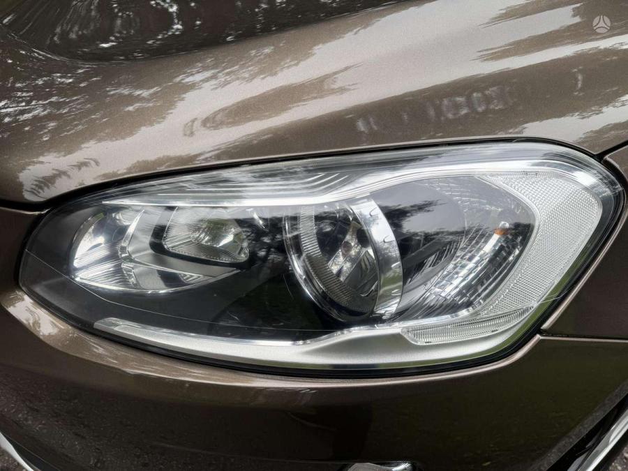 Yellow Volvo XC60 2014 in Vilnius, with an engine capacity of 2.40 L and mileage of 218 thousand km for 13900 €, photo 30 on AUTOMOTO.COM.LV