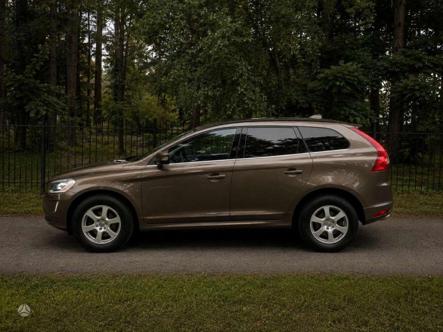 Dzeltens Volvo XC60 2014 Viļņa, ar dzinēja tilpumu 2.40 L un nobraukumu 218 tūkst. km par 13900 €, foto 13 vietnē AUTOMOTO.COM.LV