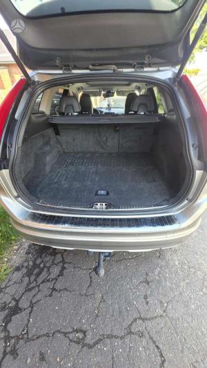 Dzeltens Volvo XC60 2015 Daugavpils, ar dzinēja tilpumu 1.97 L un nobraukumu 219 tūkst. km par 13200 €, foto 20 vietnē AUTOMOTO.COM.LV