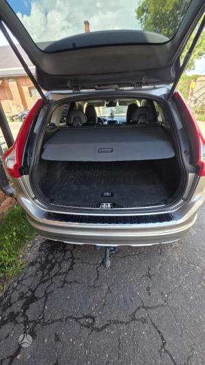 Dzeltens Volvo XC60 2015 Daugavpils, ar dzinēja tilpumu 1.97 L un nobraukumu 219 tūkst. km par 13200 €, foto 21 vietnē AUTOMOTO.COM.LV