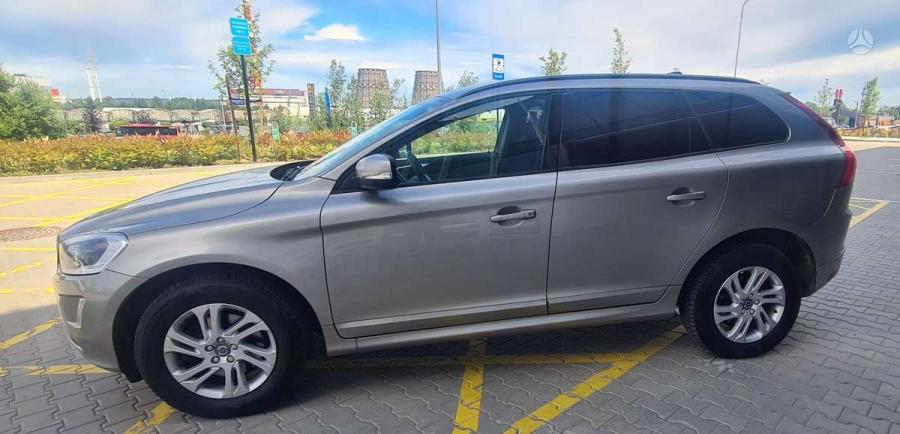 Dzeltens Volvo XC60 2016 Viļņa, ar dzinēja tilpumu 2.40 L un nobraukumu 272 tūkst. km par 13540 €, foto 13 vietnē AUTOMOTO.COM.LV