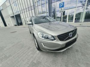 Желтый Вольво ХС60 2016 в Вильнюс, объемом двигателя 2.40 л и пробегом 272 тыс. км за 12450 €, фото 17 на AUTOMOTO.COM.LV