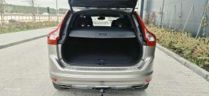 Yellow Volvo XC60 2016 in Vilnius, with an engine capacity of 2.40 L and mileage of 272 thousand km for 14150 €, photo 14 on AUTOMOTO.COM.LV