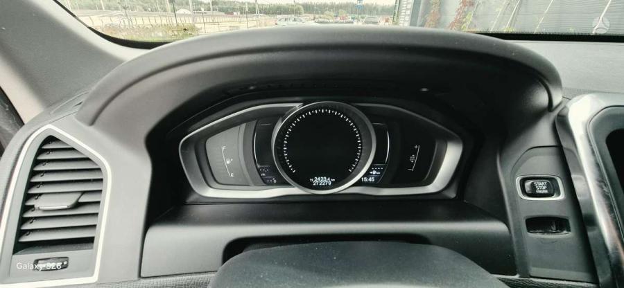 Yellow Volvo XC60 2016 in Vilnius, with an engine capacity of 2.40 L and mileage of 272 thousand km for 14150 €, photo 18 on AUTOMOTO.COM.LV