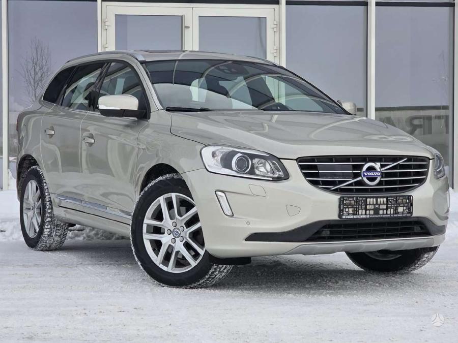 Yellow Volvo XC60 2017 in Vilnius, with an engine capacity of 1.97 L and mileage of 217 thousand km for 15950 €, photo 1 on AUTOMOTO.COM.LV