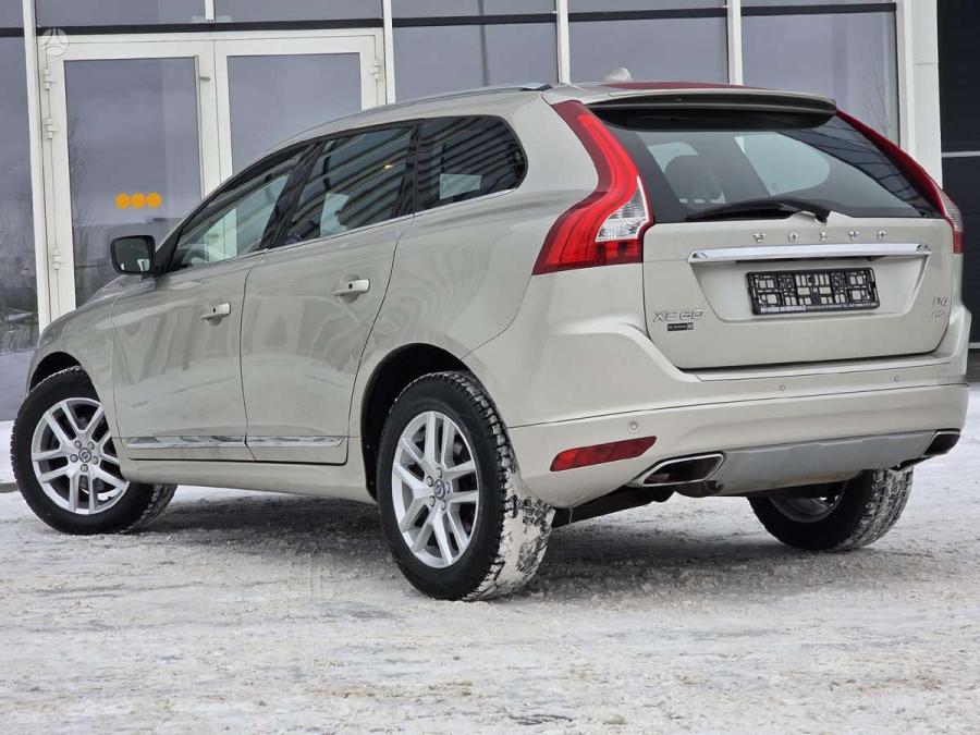Dzeltens Volvo XC60 2017 Viļņa, ar dzinēja tilpumu 2.40 L un nobraukumu 217 tūkst. km par 15950 €, foto 5 vietnē AUTOMOTO.COM.LV