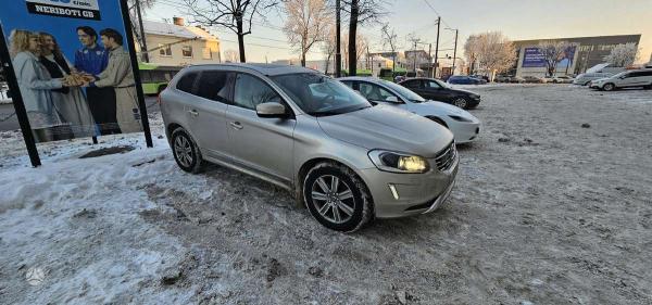 Yellow Volvo XC60 2017 in Kaunas, with an engine capacity of 2.40 L and mileage of 273 thousand km for 11500 €, photo 6 on AUTOMOTO.COM.LV