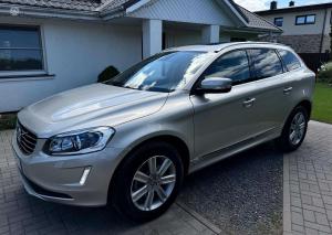 Yellow Volvo XC60 2017 in Kaunas, with an engine capacity of 2.00 L and mileage of 218 thousand km for 13900 €, photo 23 on AUTOMOTO.COM.LV
